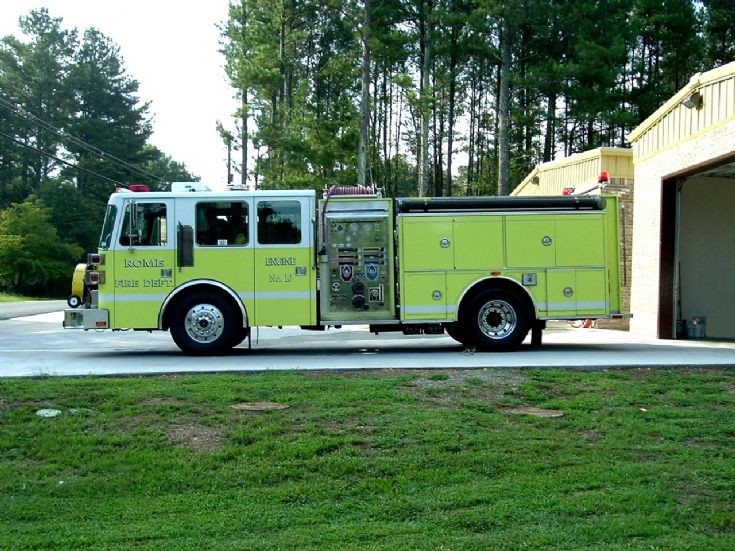 Fire Engines Photos - Rome Georgia Engine 10