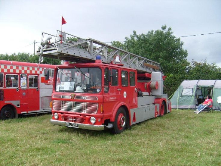 Fire Engines Photos - AEC TL MAJ921F Odiham 2009