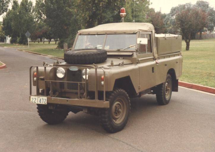 Fire Engines Photos - Australia - RAAF Land Rover
