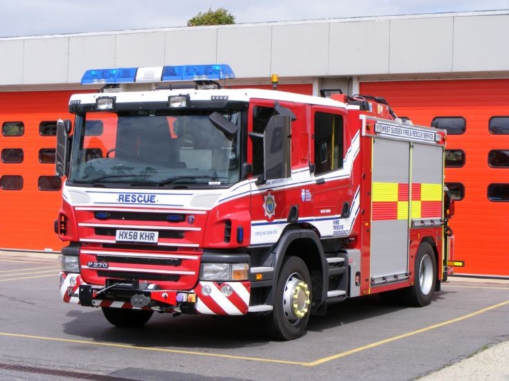 Fire Engines Photos - West Sussex Fire & Rescue Service HRT