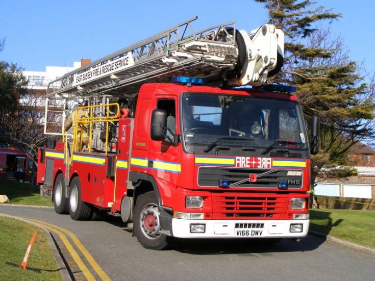 Fire Engines Photos - East Sussex Fire Rescue Service ALP