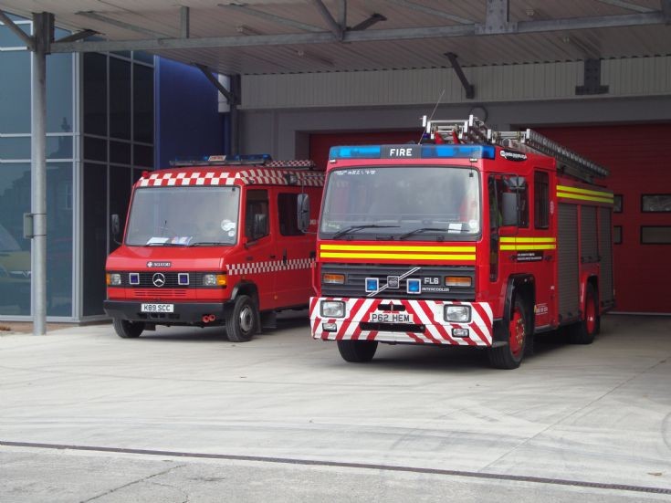 Fire Engines Photos - North Wales ICU & Retained Pump - WN24 Rhyl