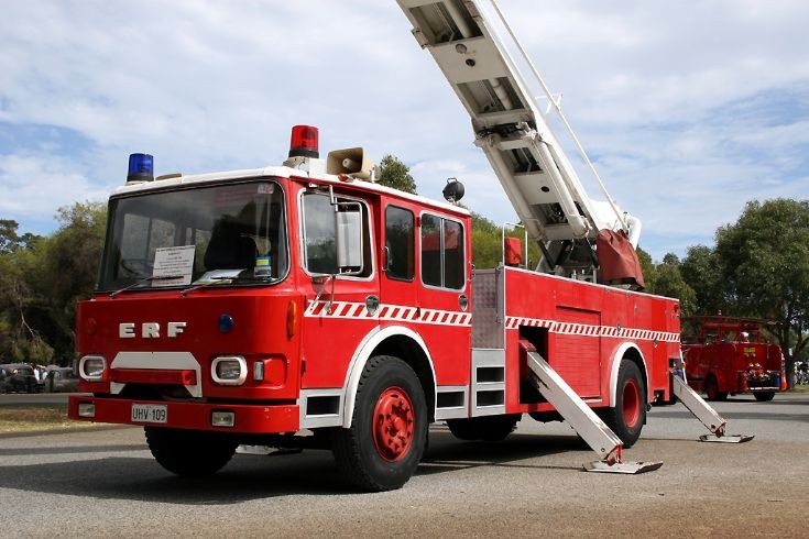 Fire Engines Photos - WAFB ERF Snorkel