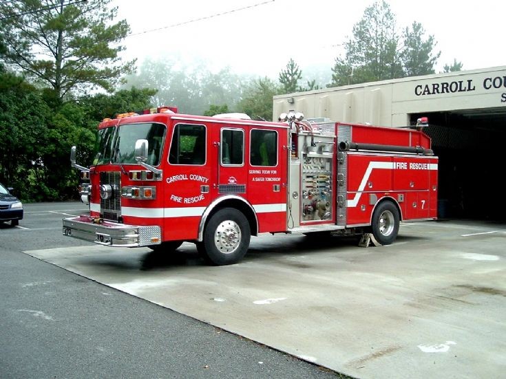 Fire Engines Photos - Carroll County Fire Rescue Engine 7