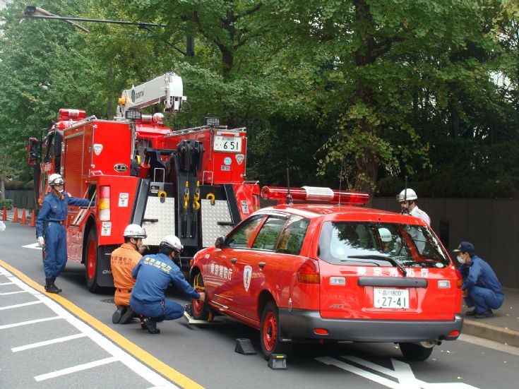 Training Salvage and Crane truck Tokyo Japan