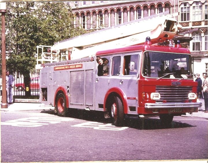 Fire Engines Photos - ERF HCB-A PHP 50' SVE 668K