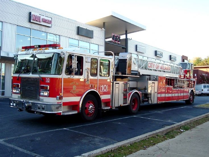 Atlanta Fire Ladder Truck Shot Of City Of Atlanta Fire Rescue Truck 41