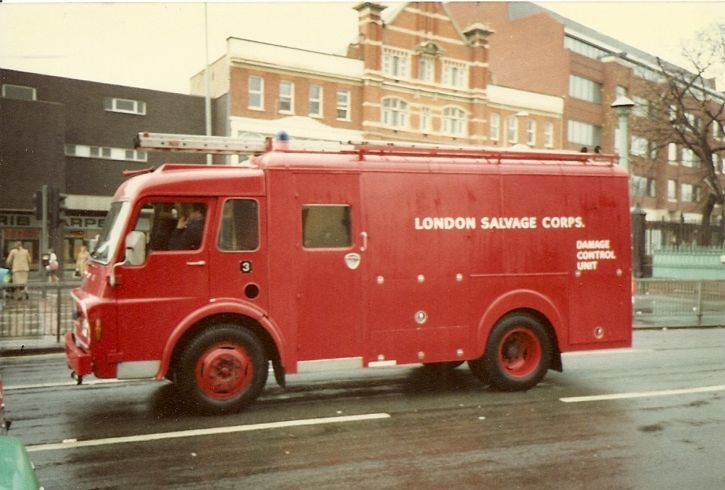 Fire Engines Photos - Dodge K/HCB Angus DCU London Salvage Corps