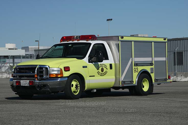 Fire Engines Photos - San Francisco Airport Fire department Medical unit