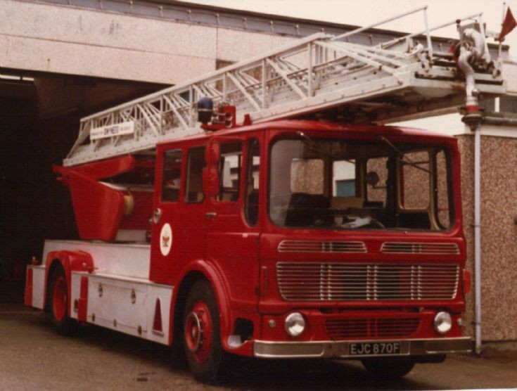 Fire Engines Photos - AEC TGM4R Mercury/Merryweather 100' TL