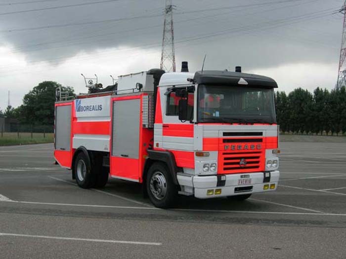 Fire Engines Photos - Foam tanker of working brigade Borealis