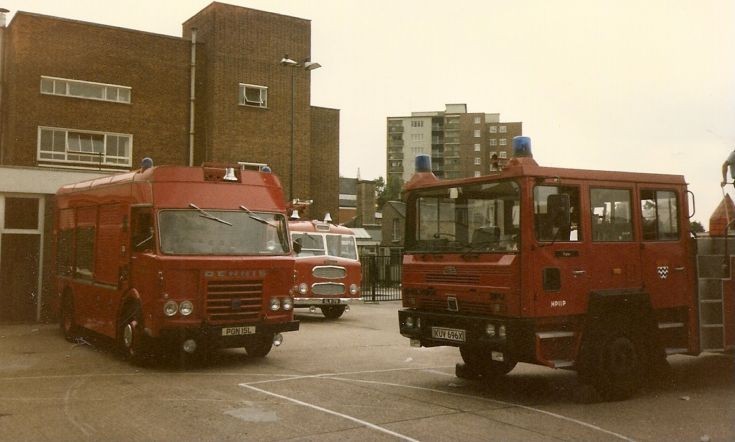 Fire Engines Photos - Dennis F109 HLL, F101 PE and Shelvoke Saxon HP