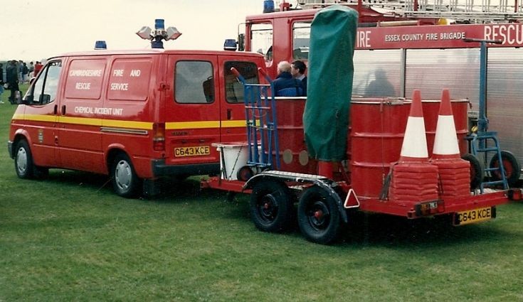 Fire Engines Photos - Ford Transit CIU Cambridgeshire C643 KCE