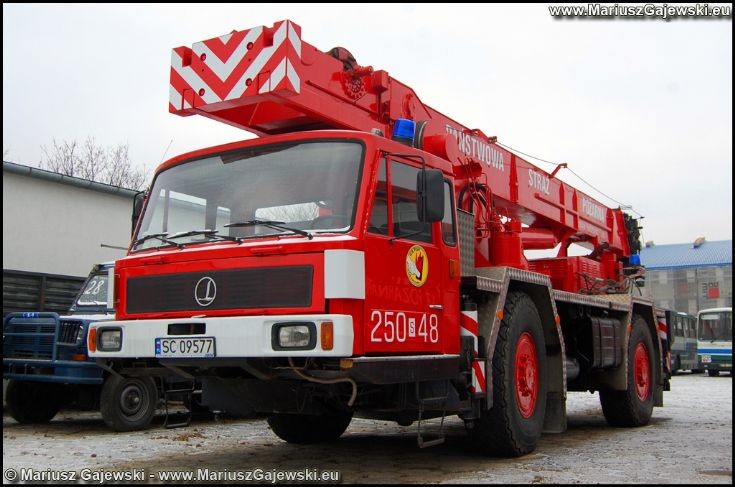 Fire Engines Photos - 250[S]48 - SCDź 30 Bumar Łabędy