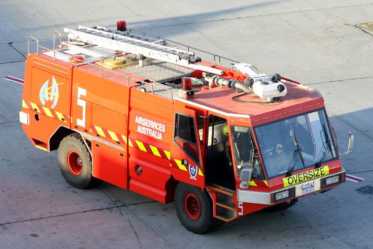 Fire Engines Photos - Perth Airport (WA) Crashtender