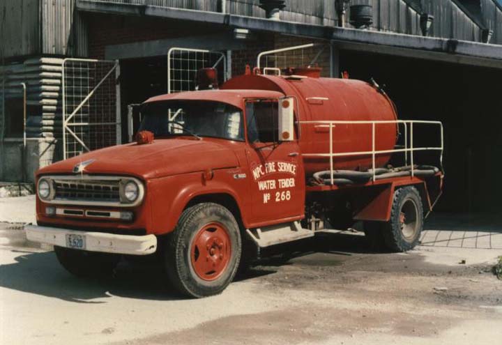 Fire Engines Photos - International C1600 truck Nauru Phosphate Company