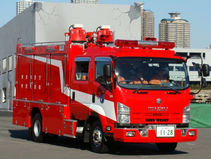 Fire Engines Photos - Tokyo Fire Department annual review