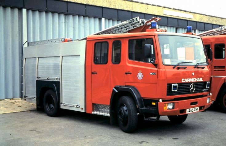 Fire Engines Photos - Mercedes Carmichael Wr.L.