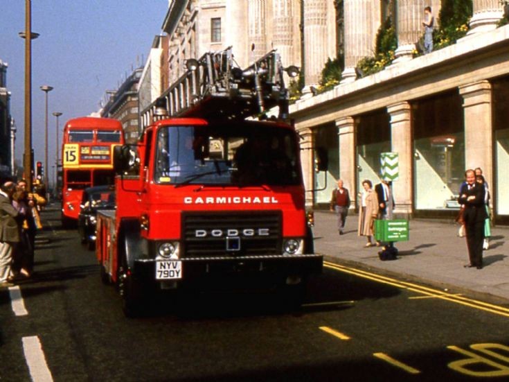 Fire Engines Photos - TL London Fire Brigade
