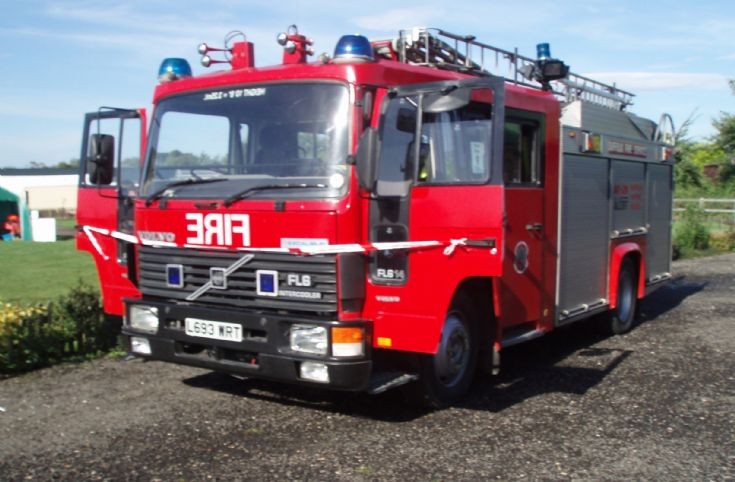 Fire Engines Photos - Suffolk FRS WrL