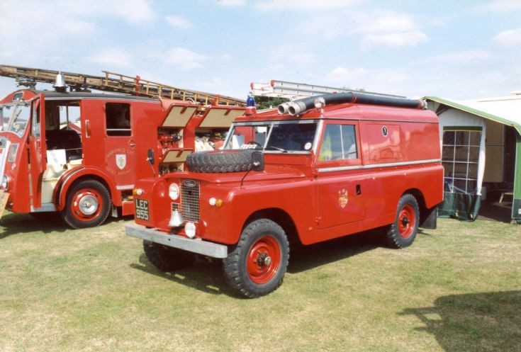 Land Rover Series II Fire tender