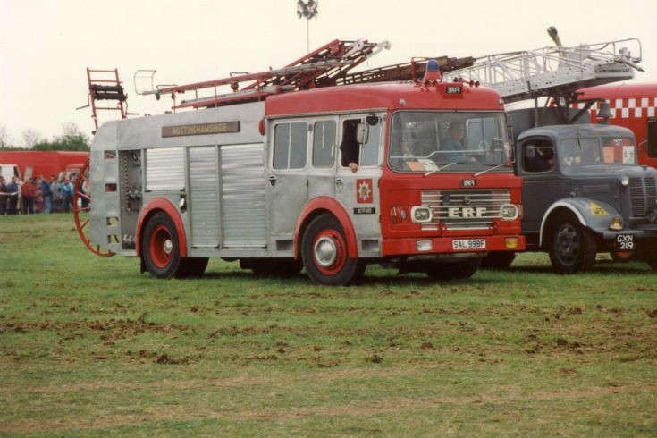 Fire Engines Photos - 1968 ERF Ex Notts Fire & Rescue