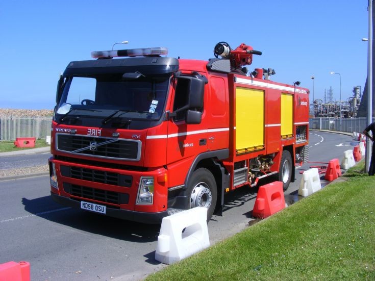 Fire Engines Photos - Volvo/sides industrial appliance
