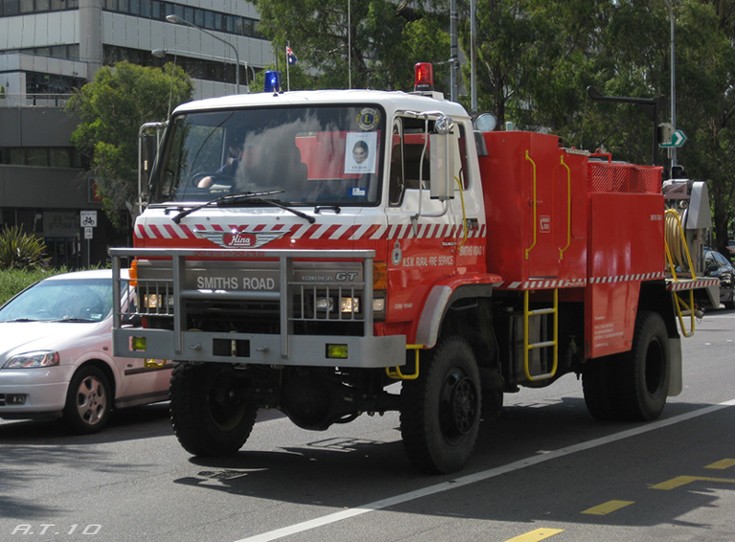 Fire Engines Photos - Hino, NSW Rural Fire Service, Canberra Australia