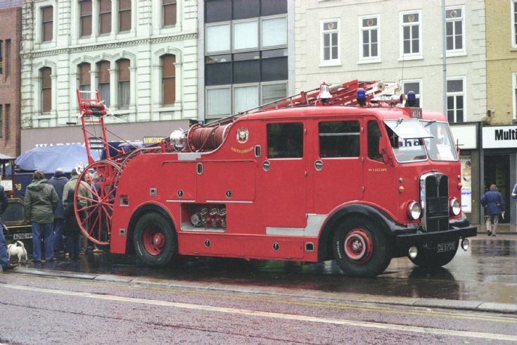 Fire Engines Photos - AEC Regent/Merryweather CU5705