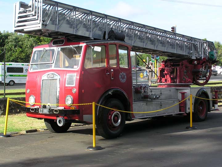 Fire Engines Photos - Dennis Metz ex Auckland New Zealand