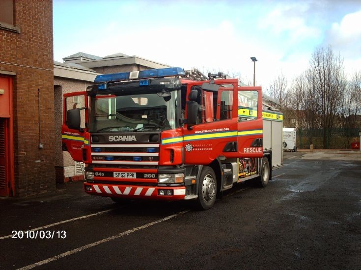 Fire Engines Photos - Strathclyde rescue pump