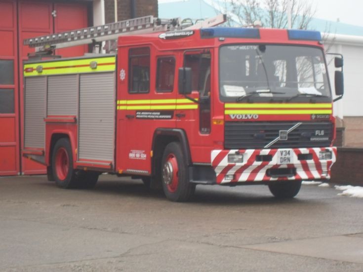 Fire Engines Photos - North Wales Volvo/Saxon Wrexham