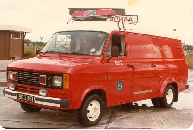 Fire Engines Photos - Ford Transit AU.2