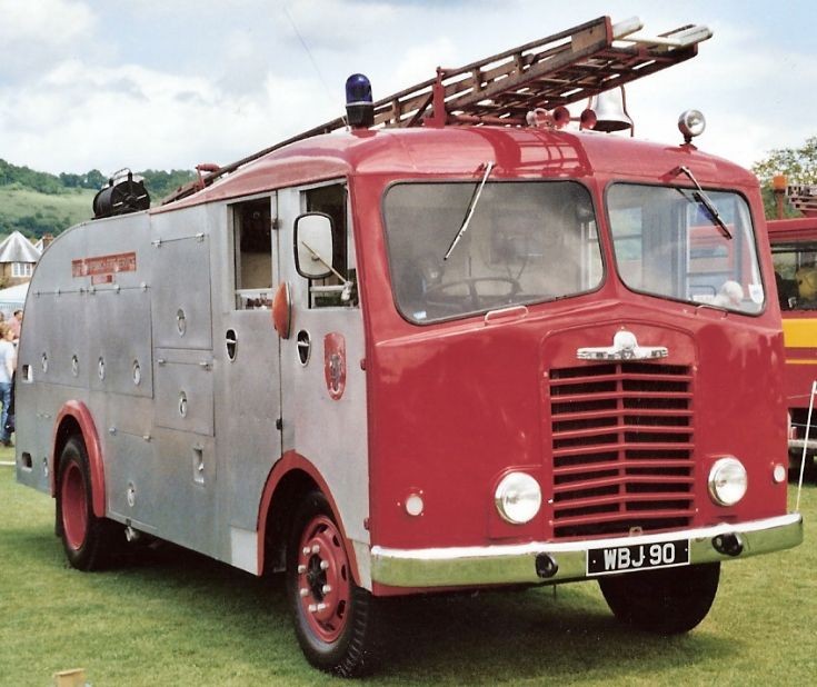 Fire Engines Photos - May 2003 - Otford, Kent