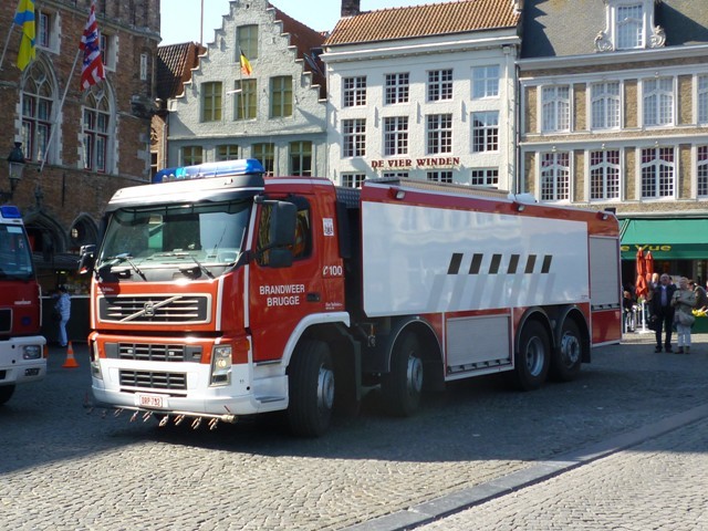 Fire Engines Photos - Volvo FM/Fire Technics Tanker Bruges