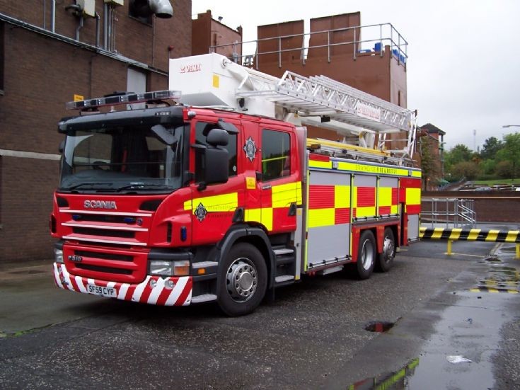 Fire Engines Photos - SF59CYP Scania P310 ARP
