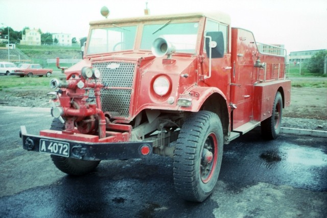 Fire Engines Photos - Chevrolet pump Iceland A 4072