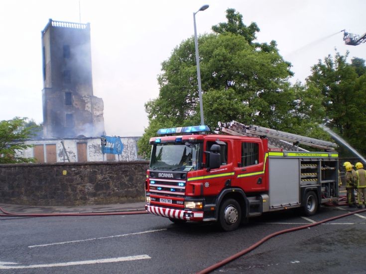 Fire Engines Photos - Strathclyde Scania at Johnstone mill