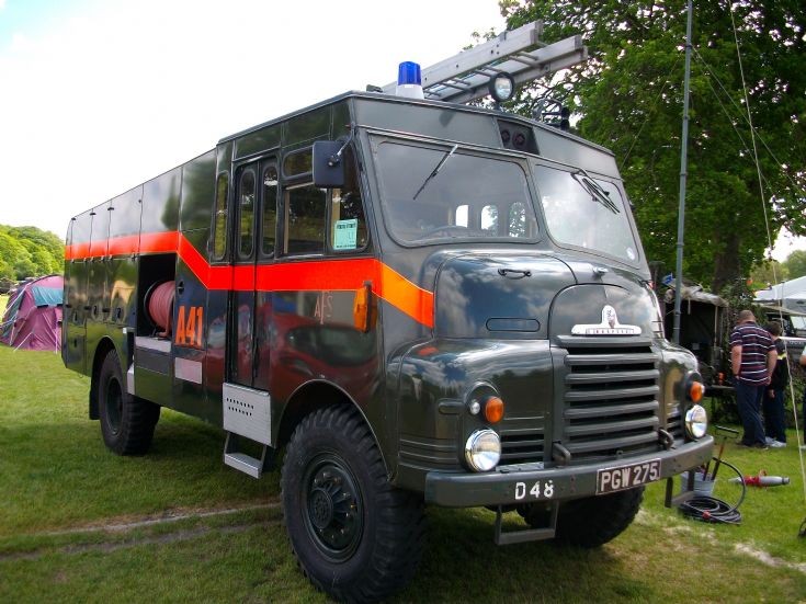 Fire Engines Photos - Green Goddess at Beaulieu Motor Museum