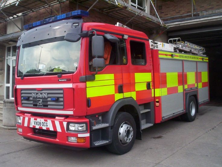 Fire Engines Photos - MAN TGL/Emergency-One