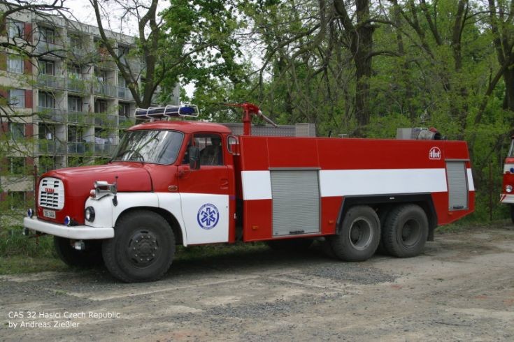 Fire Engines Photos - Tatra 148 Watertender Czech republic