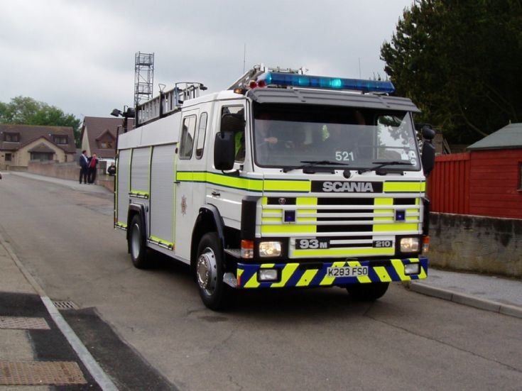 Fire Engines Photos - Aberchirder WRL turning out