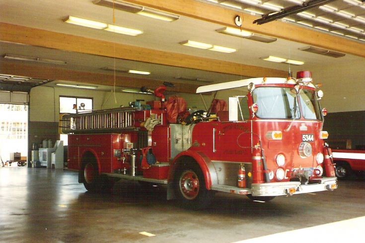 Fire Engines Photos - Crown Firecoach Pumper.