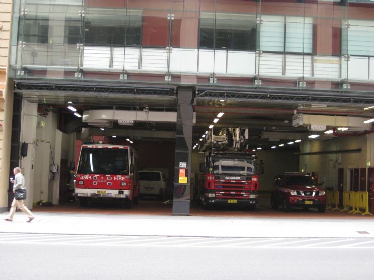 Fire Engines Photos - Sydney - Line up