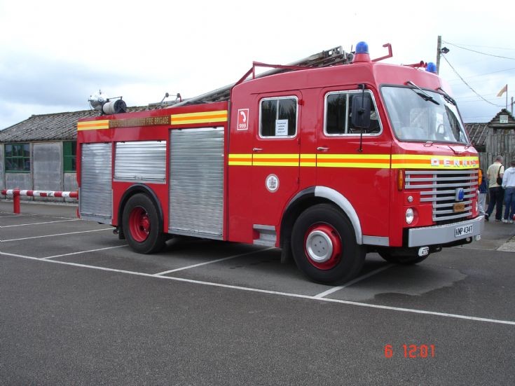 Fire Engines Photos - Hereford and Worcester Dennis R series