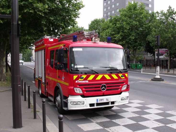 Fire Engines Photos - Mercedes fire engine in Paris.