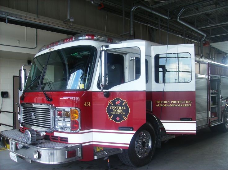 Fire Engines Photos - Central York Fire Services engine 431