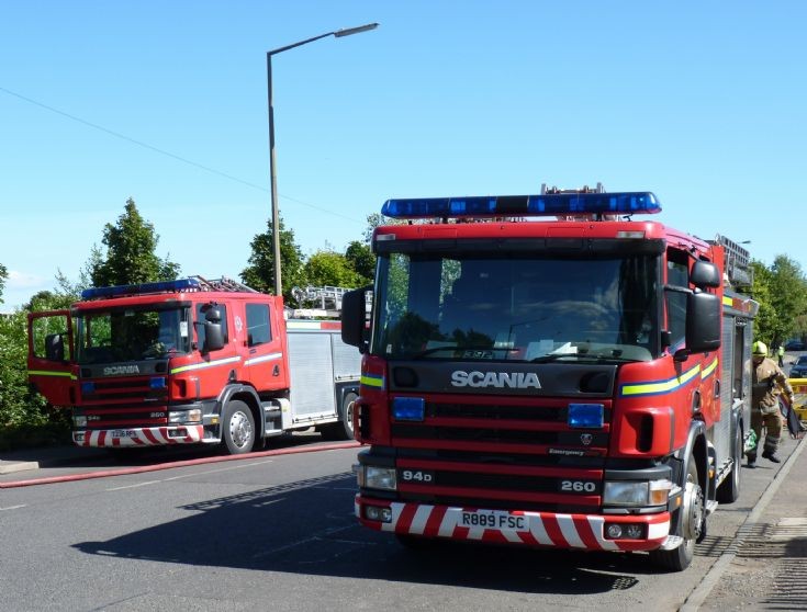 Fire Engines Photos - Lothian and Borders FRS WRL/ET and WRT/ET