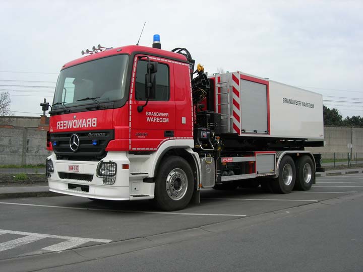 Fire Engines Photos - Prime mover Actros Fire Brigade Waregem