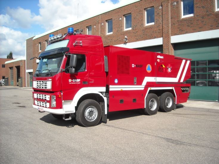 Fire Engines Photos - Turbo Löscher FB BASF Antwerpen